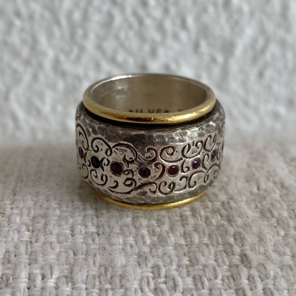 Daniel Gibbings | Jewelry | Daniel Gibbings 22k Ring | Poshmark